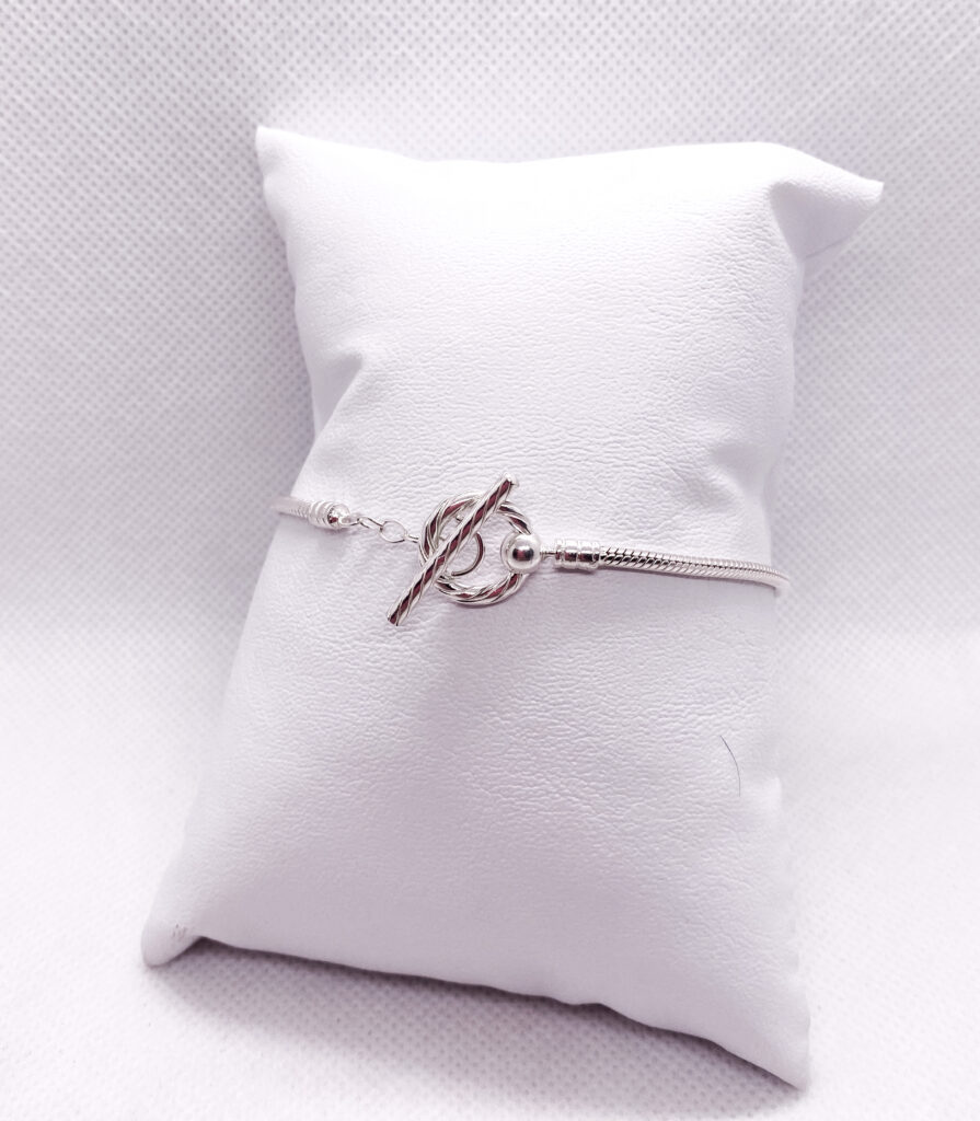 pulseira inspiração Pandora fecho T